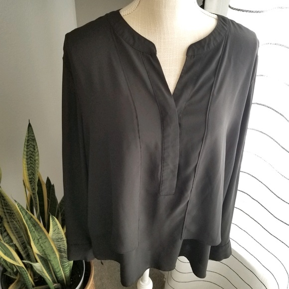 Metaphor | Tops | Euc Metaphor Relaxed Fit Blouse And Gold Buttons Size ...